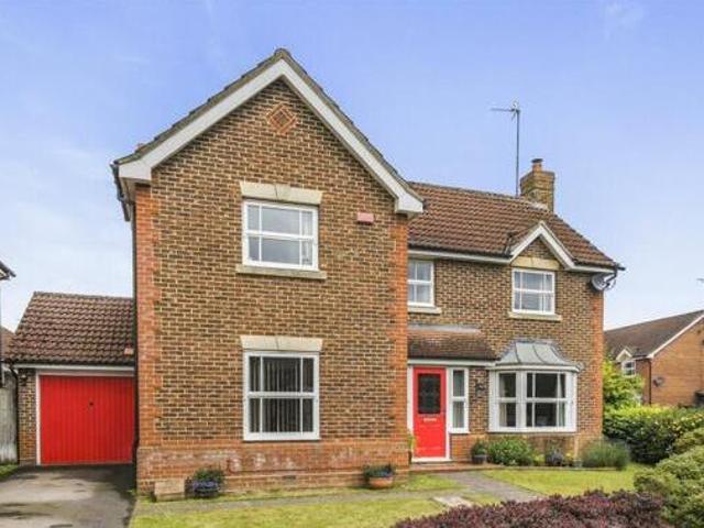 East Park Farm Drive, Charvil, 4 Bedroom Detached