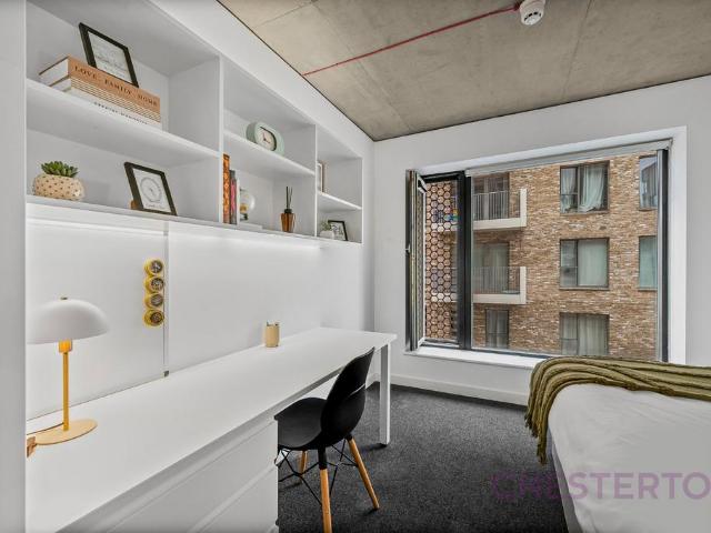 East Parkside, London, SE10 House share to rent £1,395 pcm £322 pw