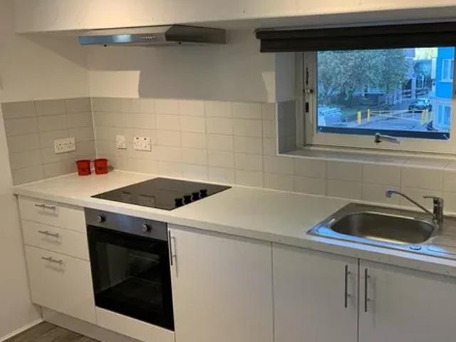 East Point, Avondale Square, London, SE1 5HA, United Kingdom | 1 bed apartment for rent #167662450 | Rentberry
