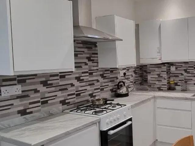 East Prescot Road, Liverpool, L14 1PT, United Kingdom | 3 bed apartment for rent #167489157 | Rentberry