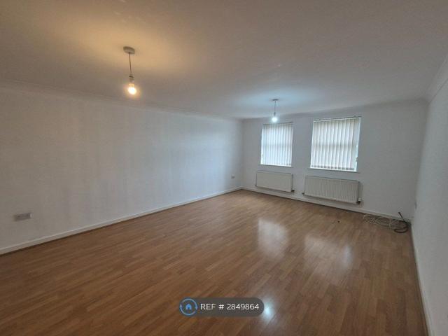 East Prescot Road, Liverpool L14, 2 bed flat to rent, £1,025 pcm | PrimeLocation
