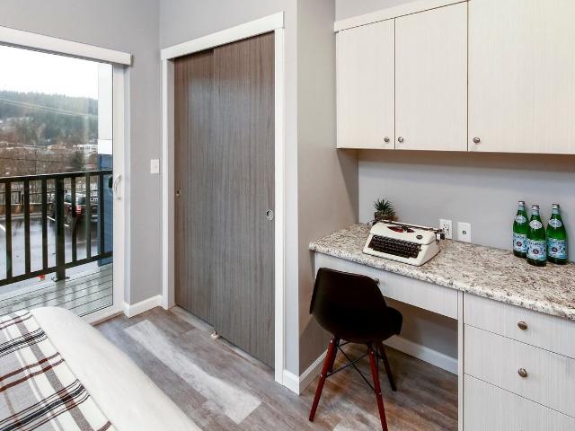 East Ridge Apartments Studio Apartment for Rent at 110 110 S Ashley Street & 140 S Ashley Street, Bellingham, WA 98229