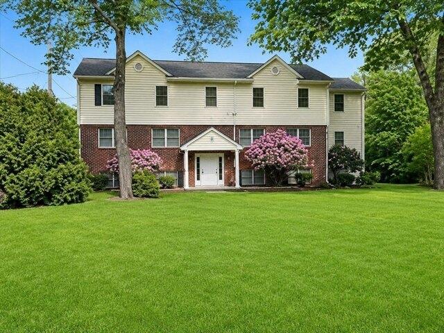 East St Apt,walpole, Condo For Sale