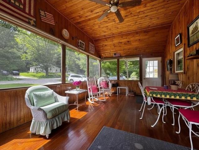 East St, Clarendon, Home For Sale
