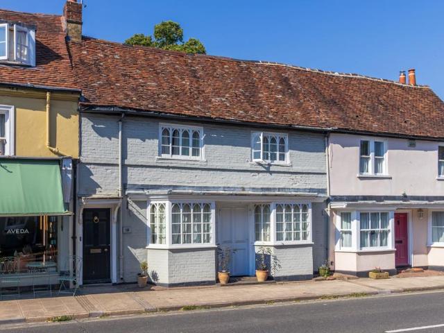 East Street, Alresford, Hampshire, SO24 3 bed terraced house to rent £2,750 pcm £635 pw