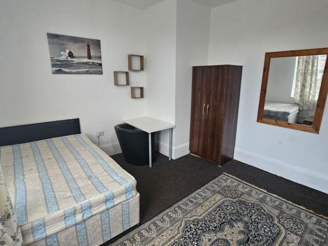 East Street, Coventry CV1, Room to rent, £550 pcm | PrimeLocation