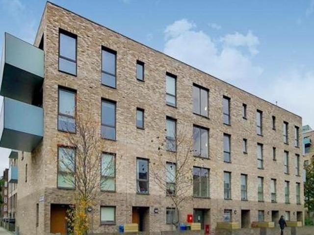 East Street, Elephant And Castle, 2 Bedroom Flat