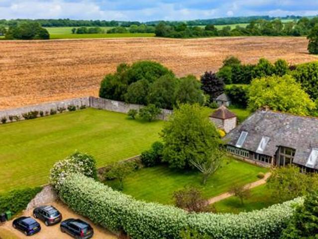 East Street, Hambledon, 7 Bedroom Detached