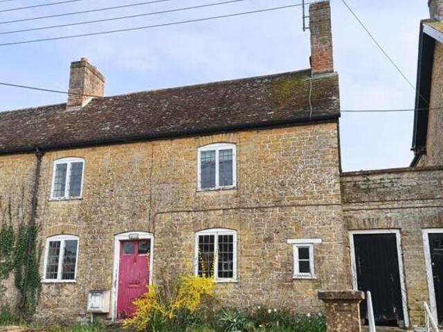East Street, Milborne Port, 2 Bedroom End