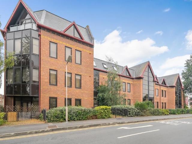 East Street, Reading RG1, Studio to rent, £1,000 pcm | PrimeLocation