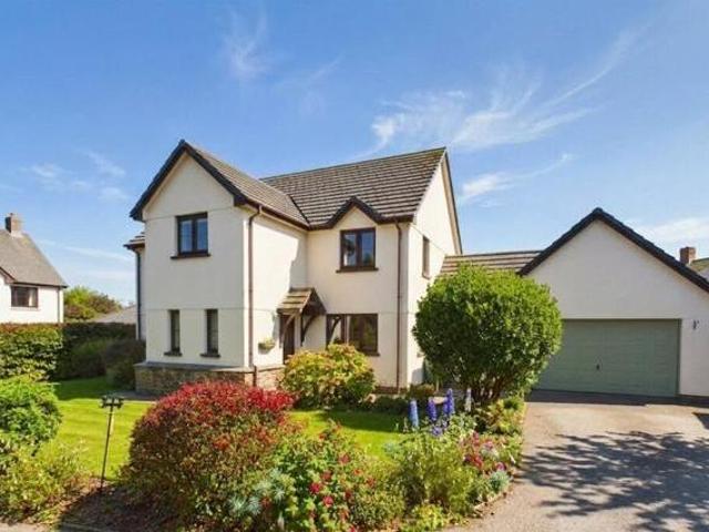 East Street, Sheepwash, 4 Bedroom Detached