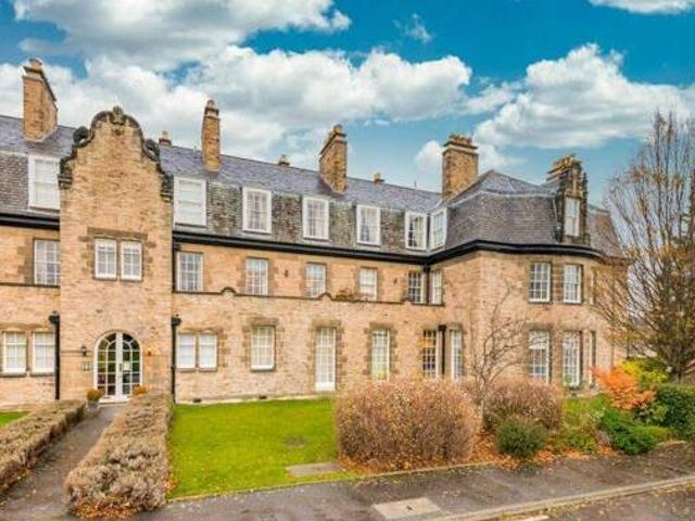 / East Suffolk Park, Edinburgh, 3 Bedroom Flat