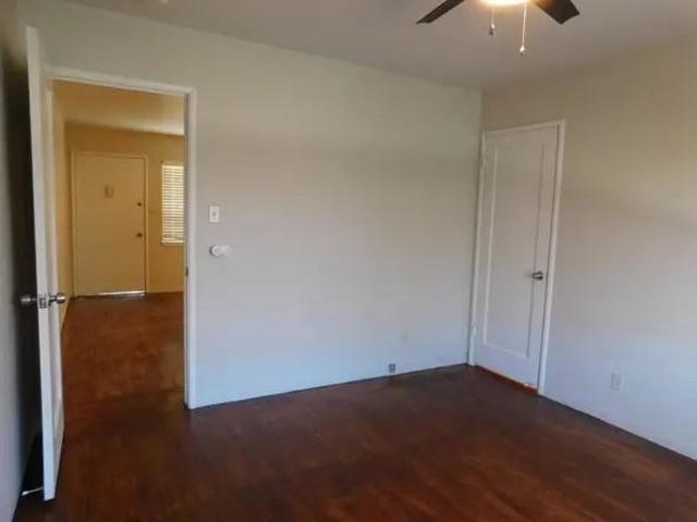 East Sacramento Charmer at 3349/3357 I Street 1 Bedroom Apartment for Rent at 3349 I Street, Sacramento, CA 95816 East Sacramento