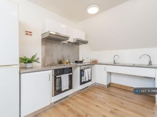 East Sands, St Andrews, KY16 1 bed in a flat share to rent £1,027 pcm £237 pw