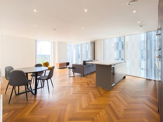 East Tower, Deansgate Square M15, 2 bed flat to rent, £2,150 pcm | PrimeLocation