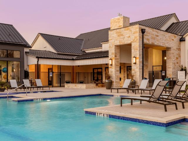 East Vue Ranch Apartments 1 Bedroom Apartment for Rent at 460 Bastrop Hwy, Austin, TX 78741 Montropolis