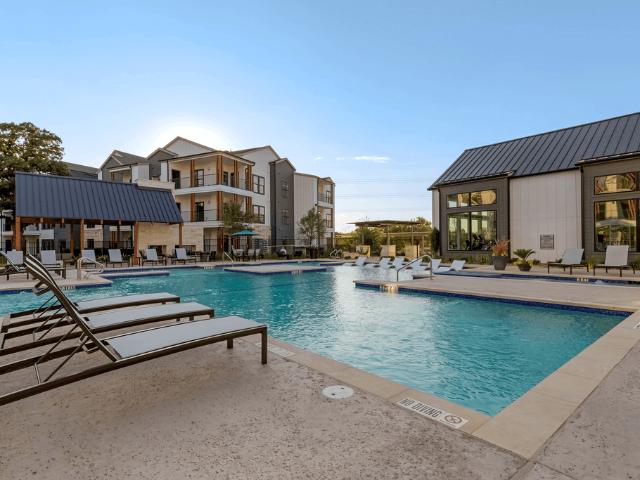 East Vue Ranch Apartments 1 Bedroom Apartment for Rent at 460 Bastrop Hwy, Austin, TX 78741 Montropolis