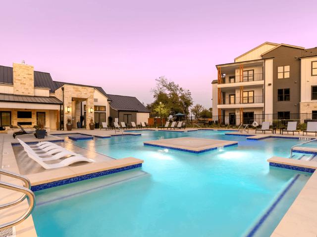East Vue Ranch Apartments 2 Bedroom Apartment for Rent at 460 Bastrop Hwy, Austin, TX 78741 Montropolis