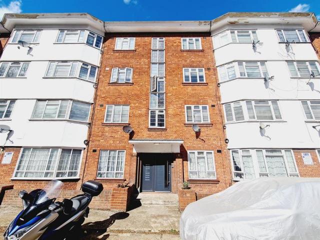 East Vale, The Vale, London 2 bed flat to rent £2,000 pcm £462 pw