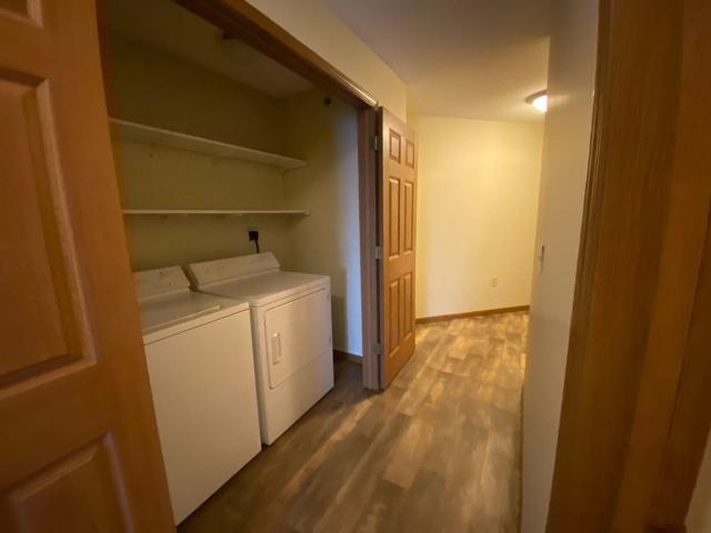 East Village 2 Bedroom Apartment for Rent at 1423 11th Ave S, Minneapolis, MN 55404 Elliot Park