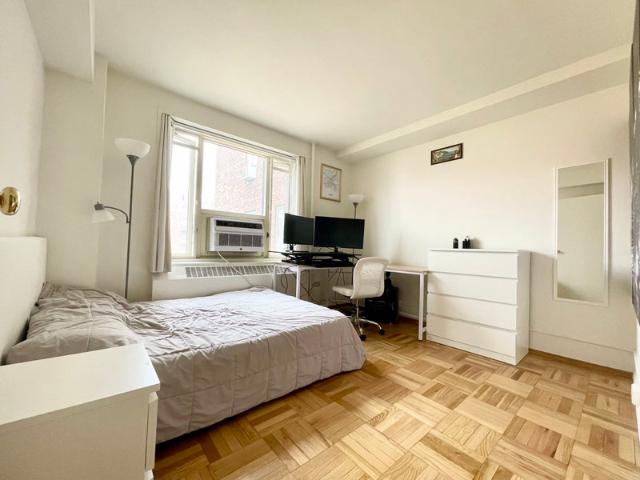 East Village Room Available 1 min walk from train