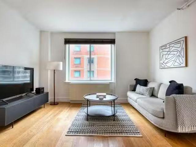 East 10th Street, New York City, NY
