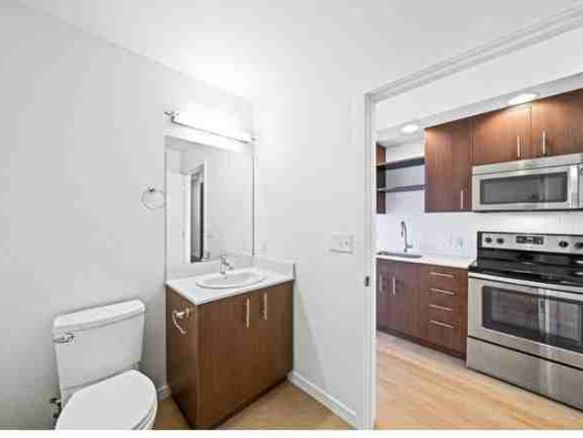 East 12 Lofts Studio Apartment for Rent at 1100 Se 12th Ave, Portland, OR 97214 Buckman