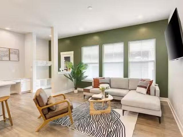 East 61st Avenue