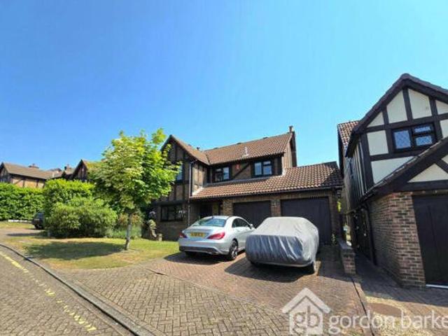 Eastcott Close, Bournemouth, 4 Bedroom Detached
