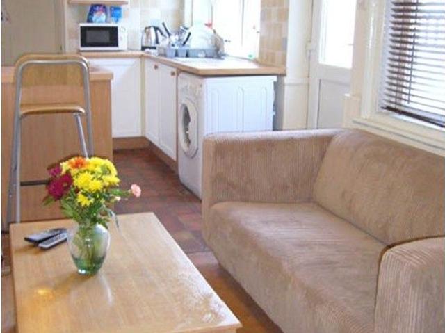 Eastcott Hill, Swindon SN1, Room to rent, £600 pcm | PrimeLocation