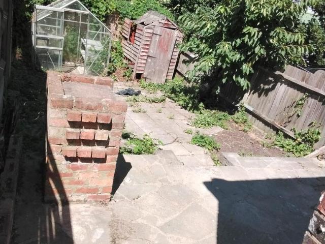 Eastcombe Avenue, London, SE7 3 bed terraced house to rent £2,350 pcm £542 pw