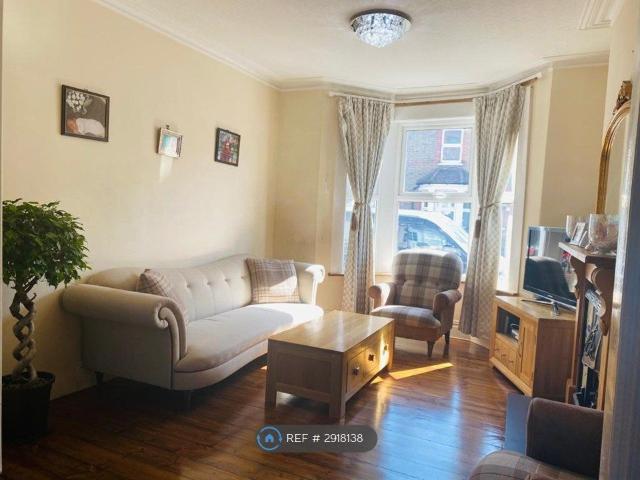 Eastcombe Avenue, London SE7, 3 bed terraced house to rent, £3,000 pcm | PrimeLocation