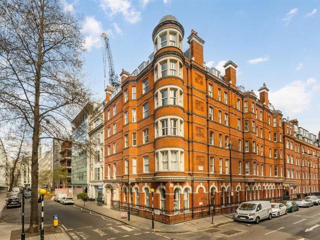 Eastcastle Street, Fitzrovia & Covent Garden W1T, 2 bed flat to rent, £5,200 pcm | PrimeLocation
