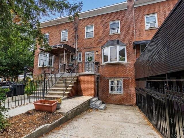 Eastchester Rd, Bronx, Home For Sale