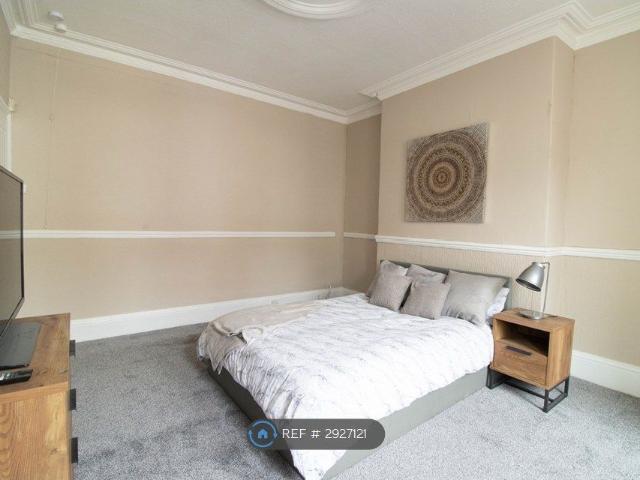 Eastbourne Avenue, Gateshead NE8, 2 bed flat to rent, £850 pcm | PrimeLocation