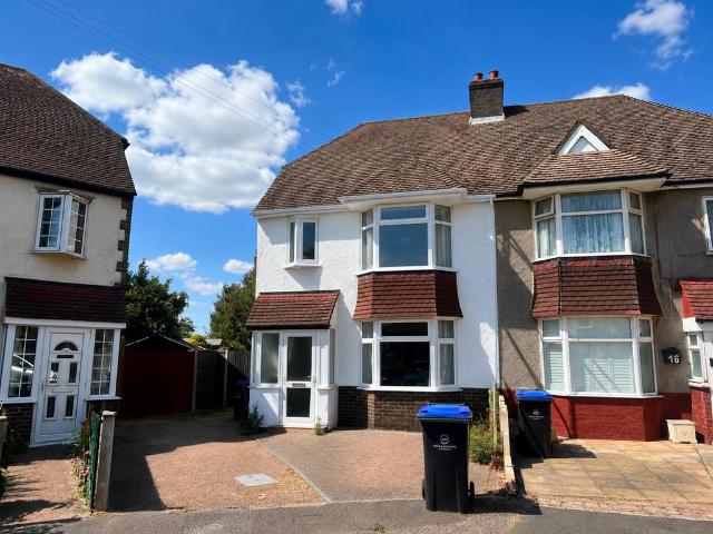 Eastbrook Way, Portslade, Brighton 3 bed semi detached house to rent £1,950 pcm £450 pw