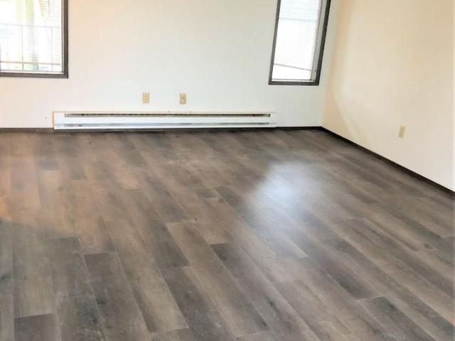 eastburn 2 Bedroom Apartment for Rent at 10503 E Burnside St, Portland, OR 97216 Hazelwood