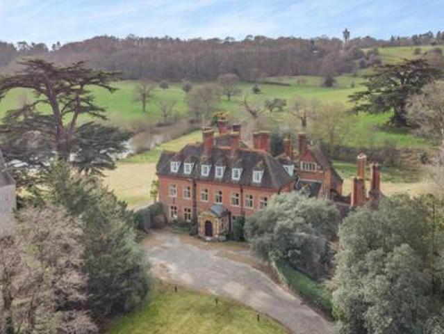 Eastbury Lane, Surrey, 15 Bedroom Country