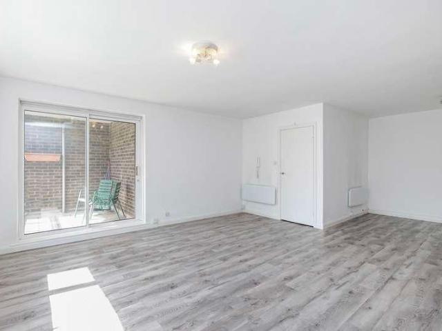 Eastbury Place, Northwood, Hertfordshire, HA6