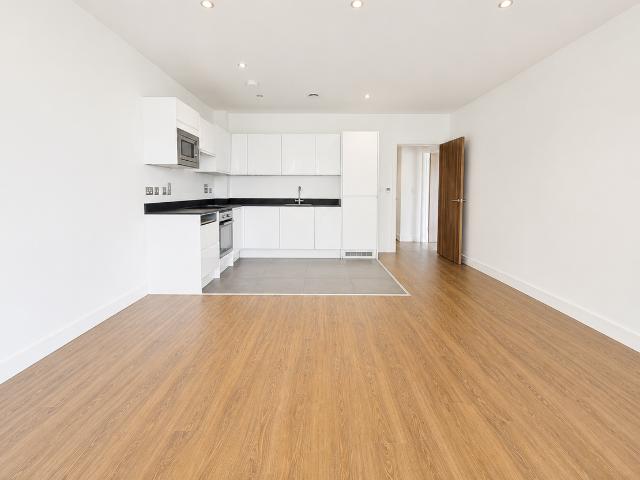 Eastbury Road, Watford WD19, 2 bed flat to rent, £1,750 pcm | PrimeLocation