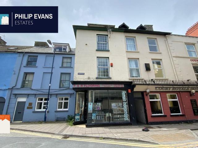 Eastgate, Aberystwyth SY23 6 bed flat to rent £2,600 pcm £600 pw