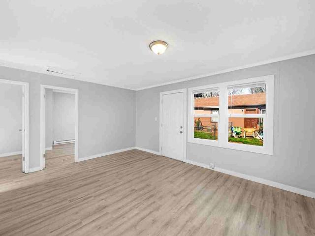 Eastgate Apartments 2 Bedroom Apartment for Rent at 123 Se 97th Ave, Portland, OR 97216 Hazelwood