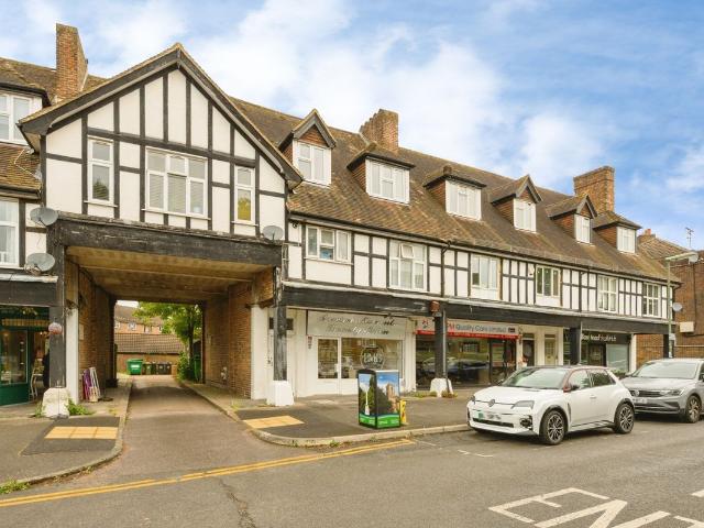 Eastgate, Banstead SM7, 1 bed flat to rent, £1,295 pcm | PrimeLocation