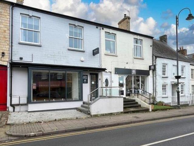 Eastgate, Cowbridge, 2 Bedroom Terraced
