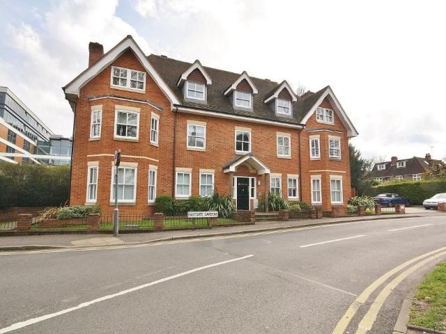 Eastgate Lodge, Eastgate Gardens, Guildford, Surrey GU1, 2 bed flat to rent, £1,800 pcm | PrimeLocation
