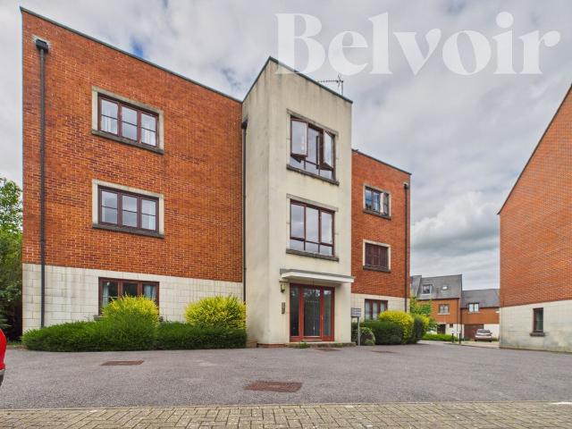 Easter Square, Limes Park, Basingstoke RG24, 2 bed flat to rent, £1,350 pcm | PrimeLocation