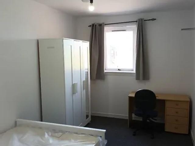 Easter Road, City of Edinburgh, EH6 8JW, United Kingdom | 3 bed house for rent #167071615 | Rentberry