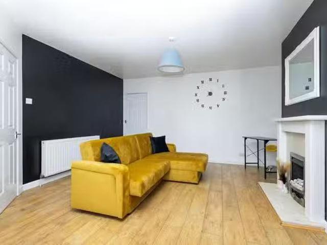 Easterly Crescent, Leeds