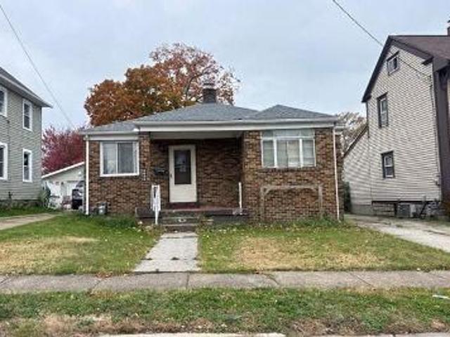 Eastern Ave
