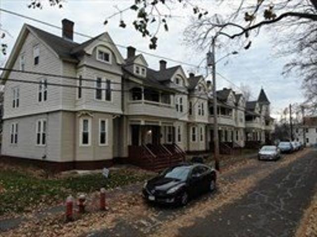 Eastern Ave, Northampton, Home For Sale